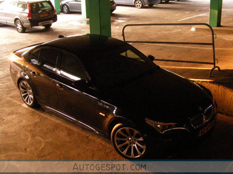 BMW M5 E60 2005 - 19 November 2007 - Autogespot