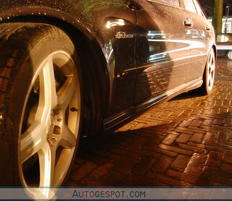 Mercedes-Benz E 63 AMG - 10 December 2007 - Autogespot