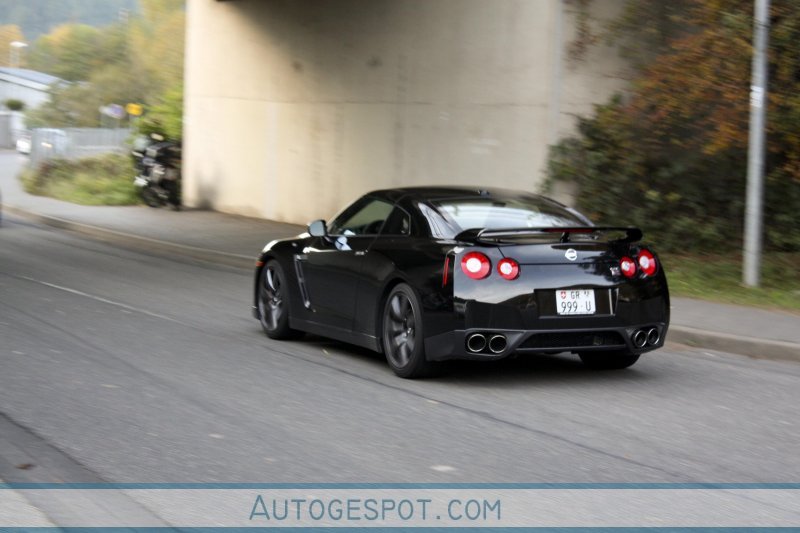 Nissan GT-R - 15 October 2008 - Autogespot
