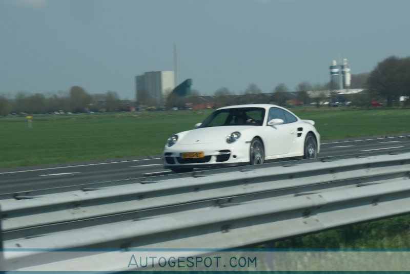 Porsche 997 Turbo MkI - 11 April 2009 - Autogespot