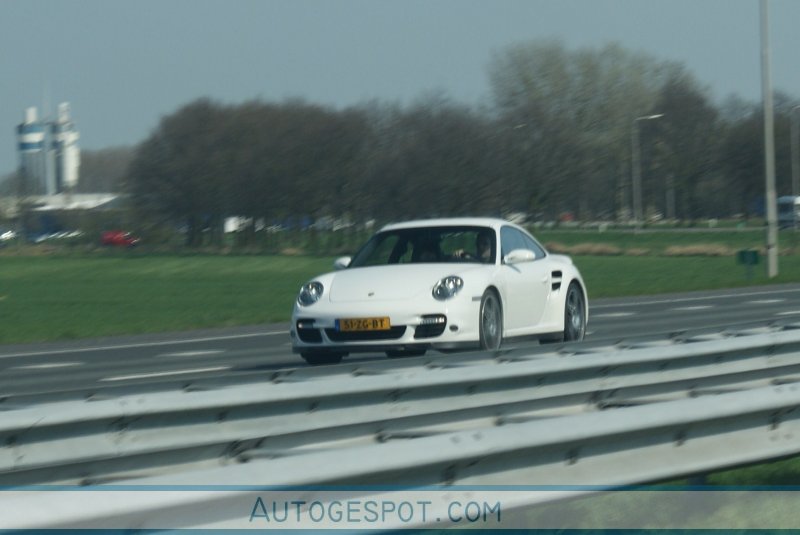 Porsche 997 Turbo MkI - 11 April 2009 - Autogespot