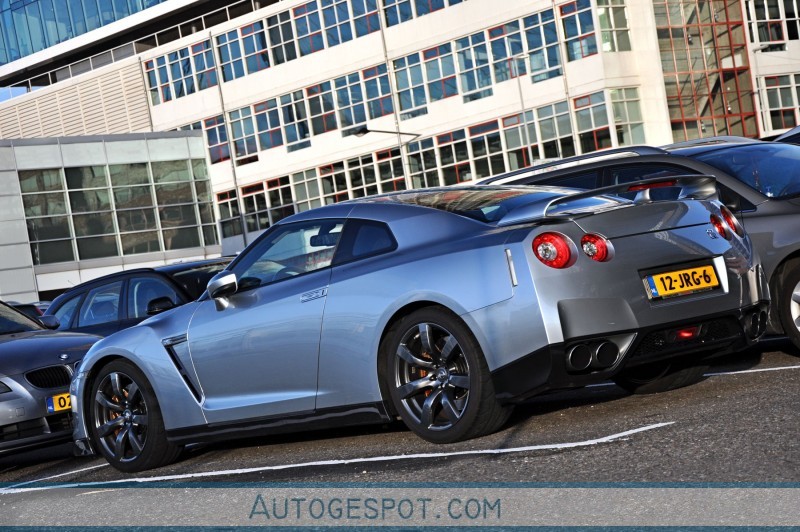 Nissan GT-R - 22 April 2010 - Autogespot