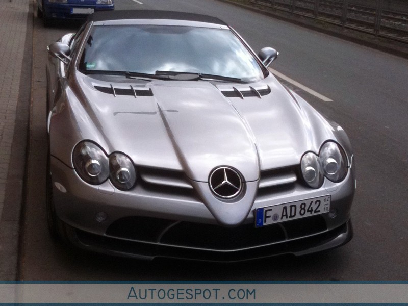 Mercedes-Benz SLR McLaren Roadster 722 S - 04 May 2010 - Autogespot