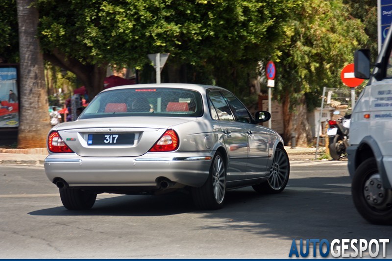 Jaguar XJR - 23 October 2010 - Autogespot