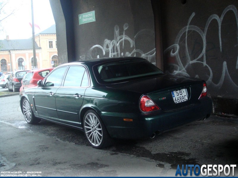 Jaguar XJR - 12 November 2010 - Autogespot