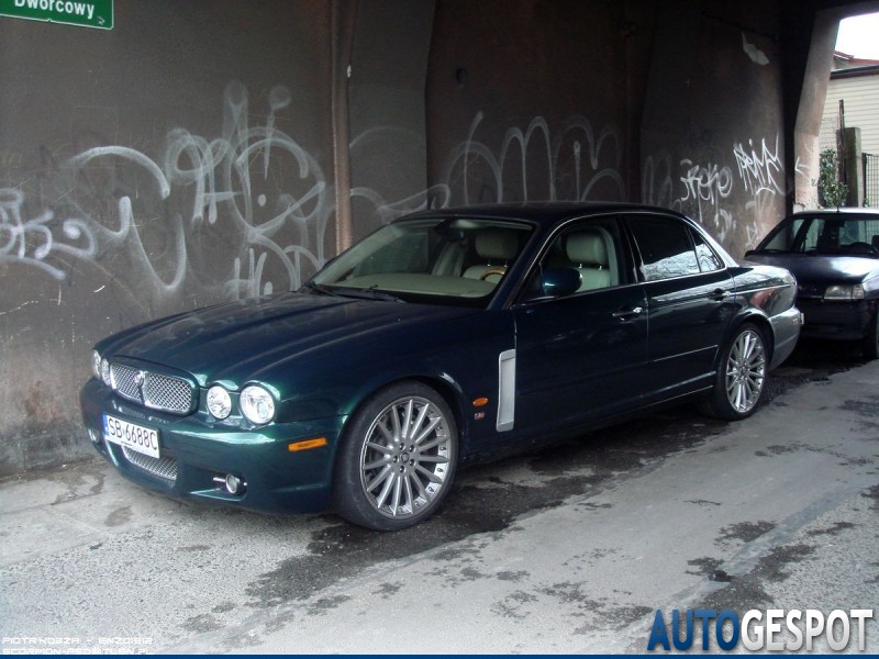 Jaguar XJR - 12 November 2010 - Autogespot