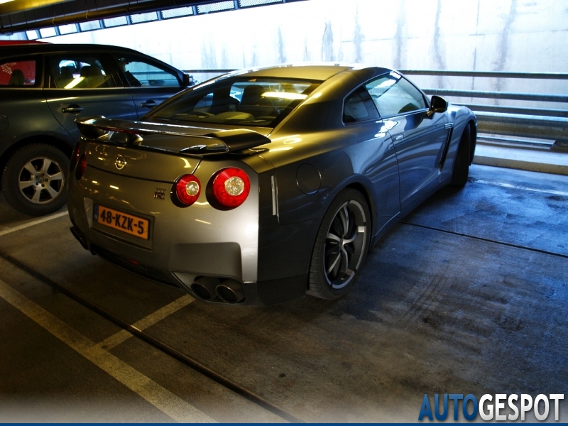 Nissan GT-R - 08 February 2011 - Autogespot
