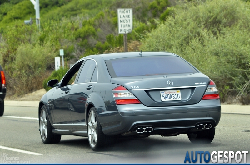 Mercedes-Benz S 65 AMG V221 - 11 March 2011 - Autogespot