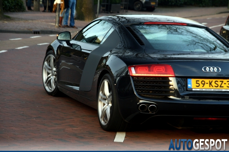 Audi R8 - 12 March 2011 - Autogespot