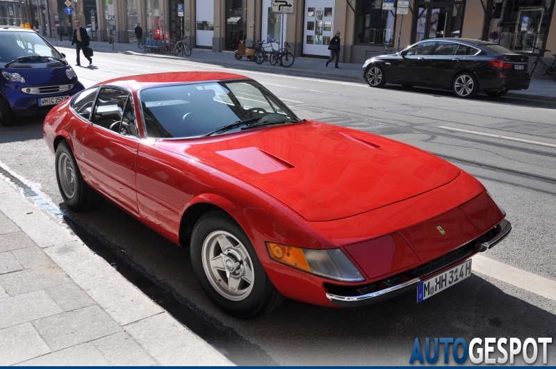 Ferrari 365 GTB/4 Daytona - 16 April 2011 - Autogespot