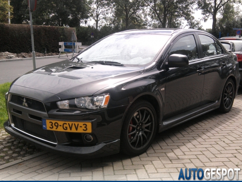 Mitsubishi Lancer Evolution X MR - 28 July 2011 - Autogespot