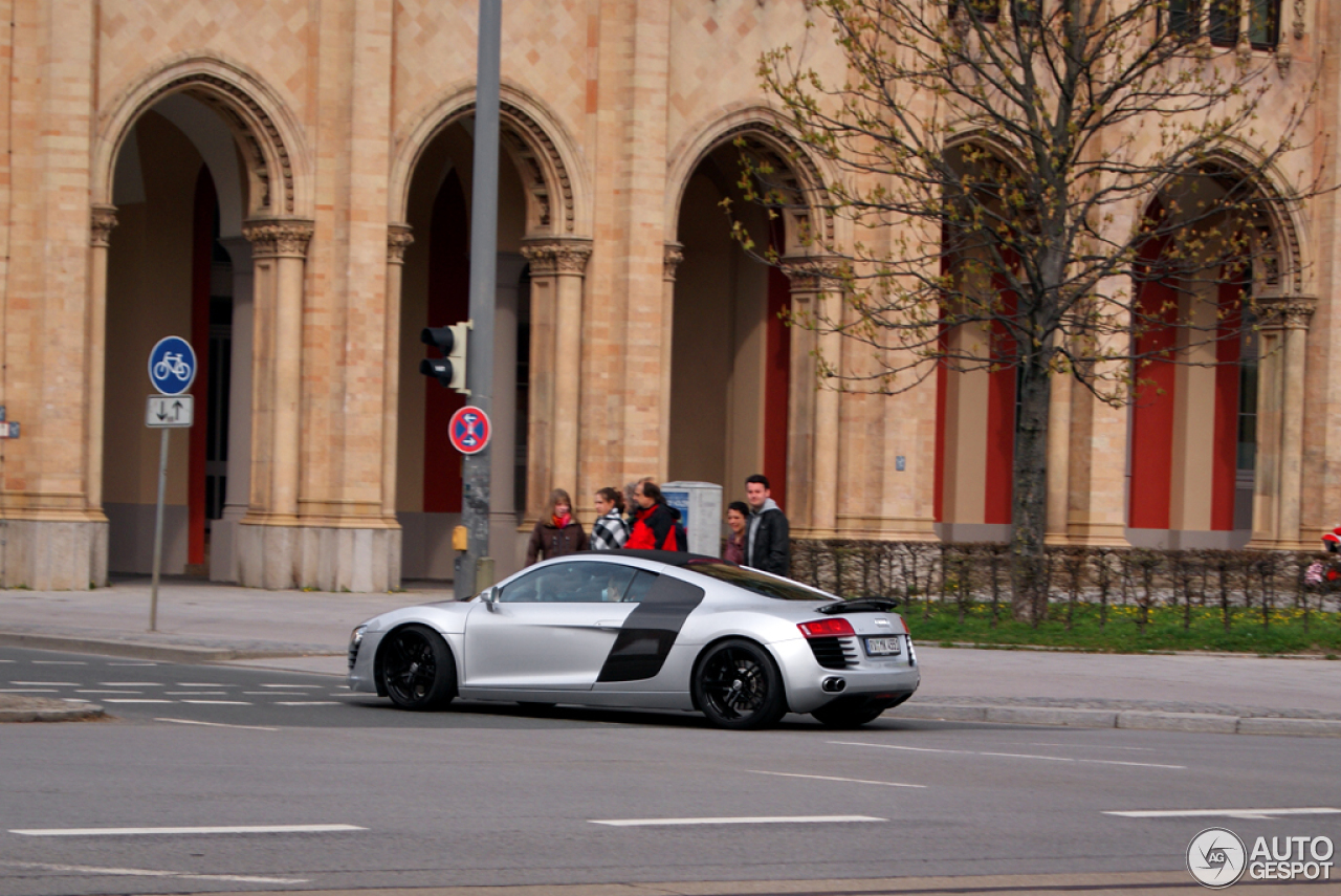 Audi R8 - 31 March 2012 - Autogespot Audi R8 - 31 March 2012 - Autogespot