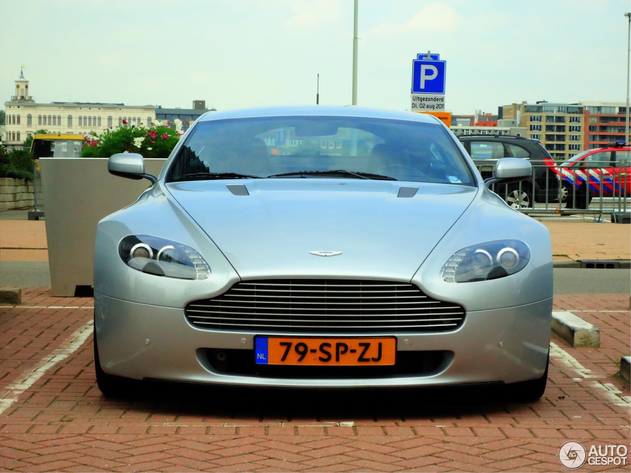 Aston Martin V8 Vantage - 02 April 2012 - Autogespot