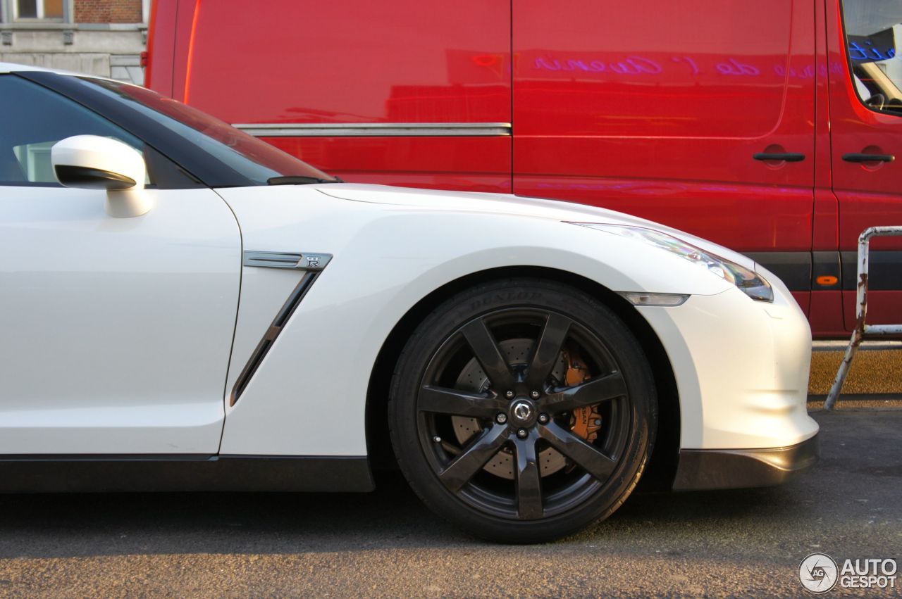 Nissan GT-R - 19 April 2012 - Autogespot