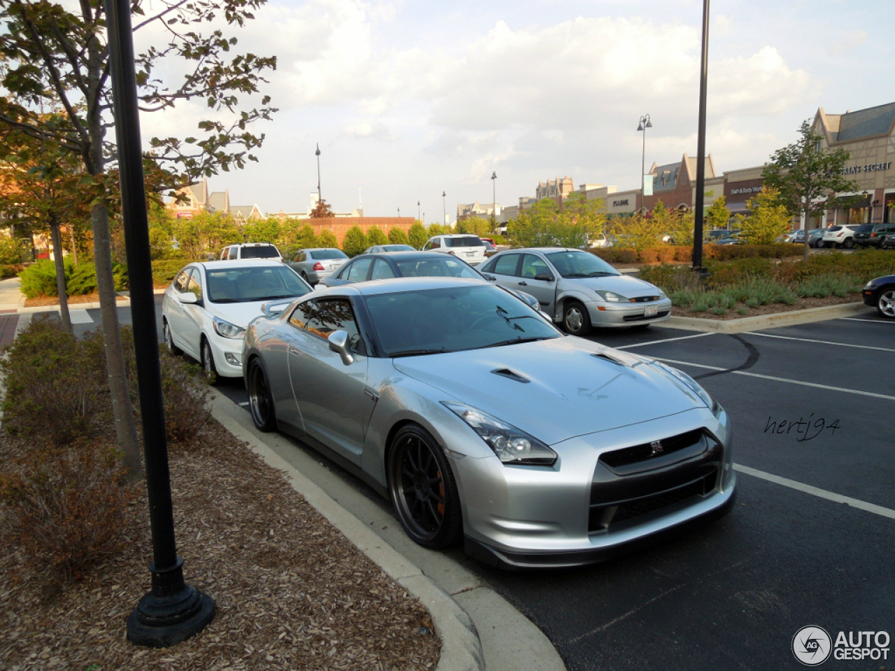 Nissan GT-R - 16 July 2012 - Autogespot