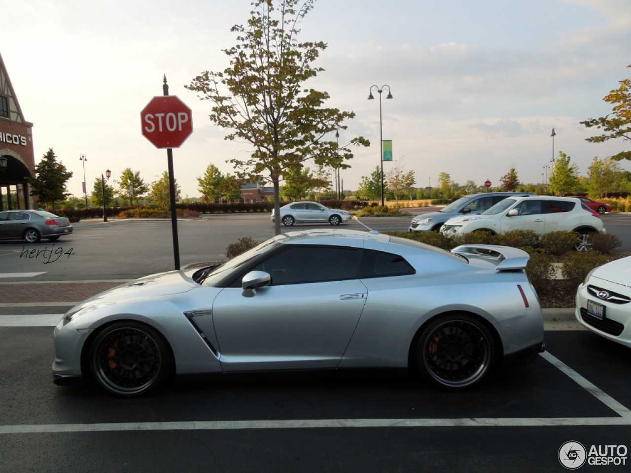 Nissan GT-R - 16 July 2012 - Autogespot