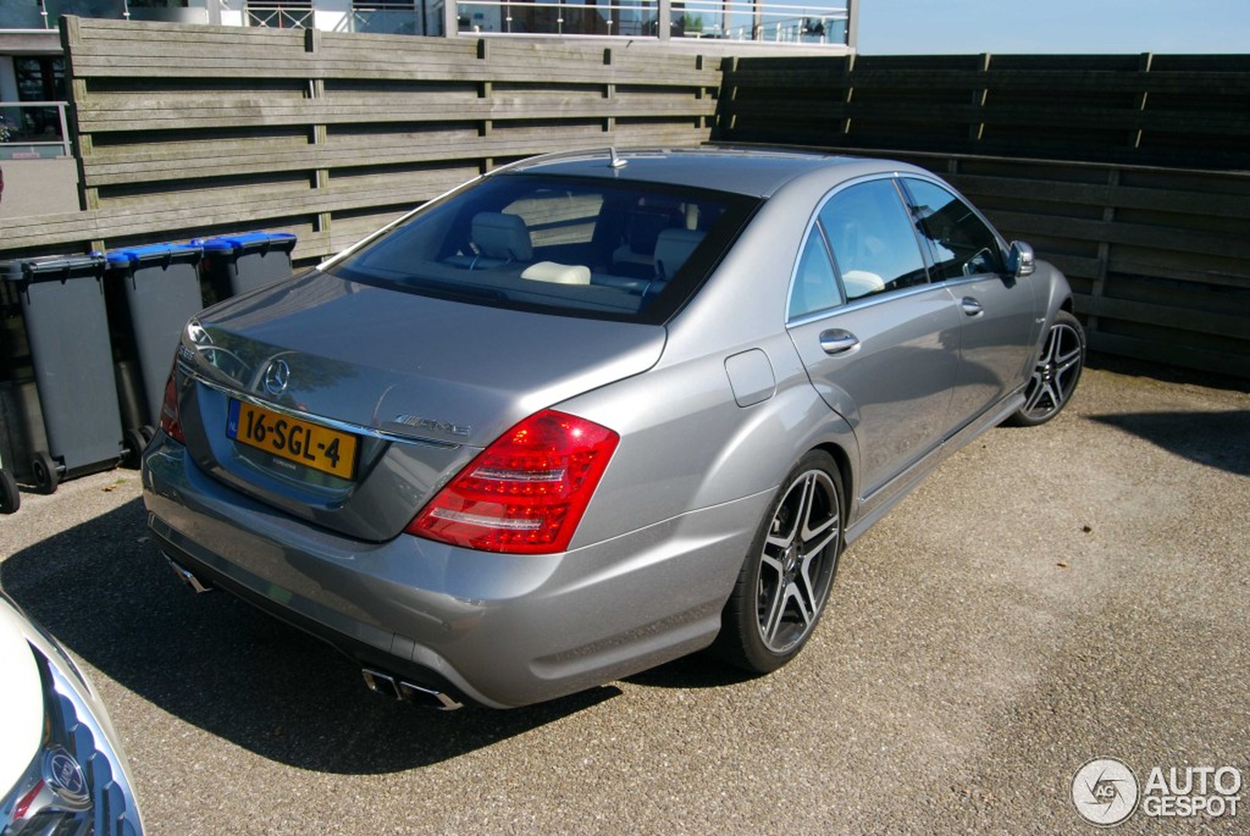 Mercedes-Benz S 63 AMG W221 2011 - 10 September 2012 - Autogespot