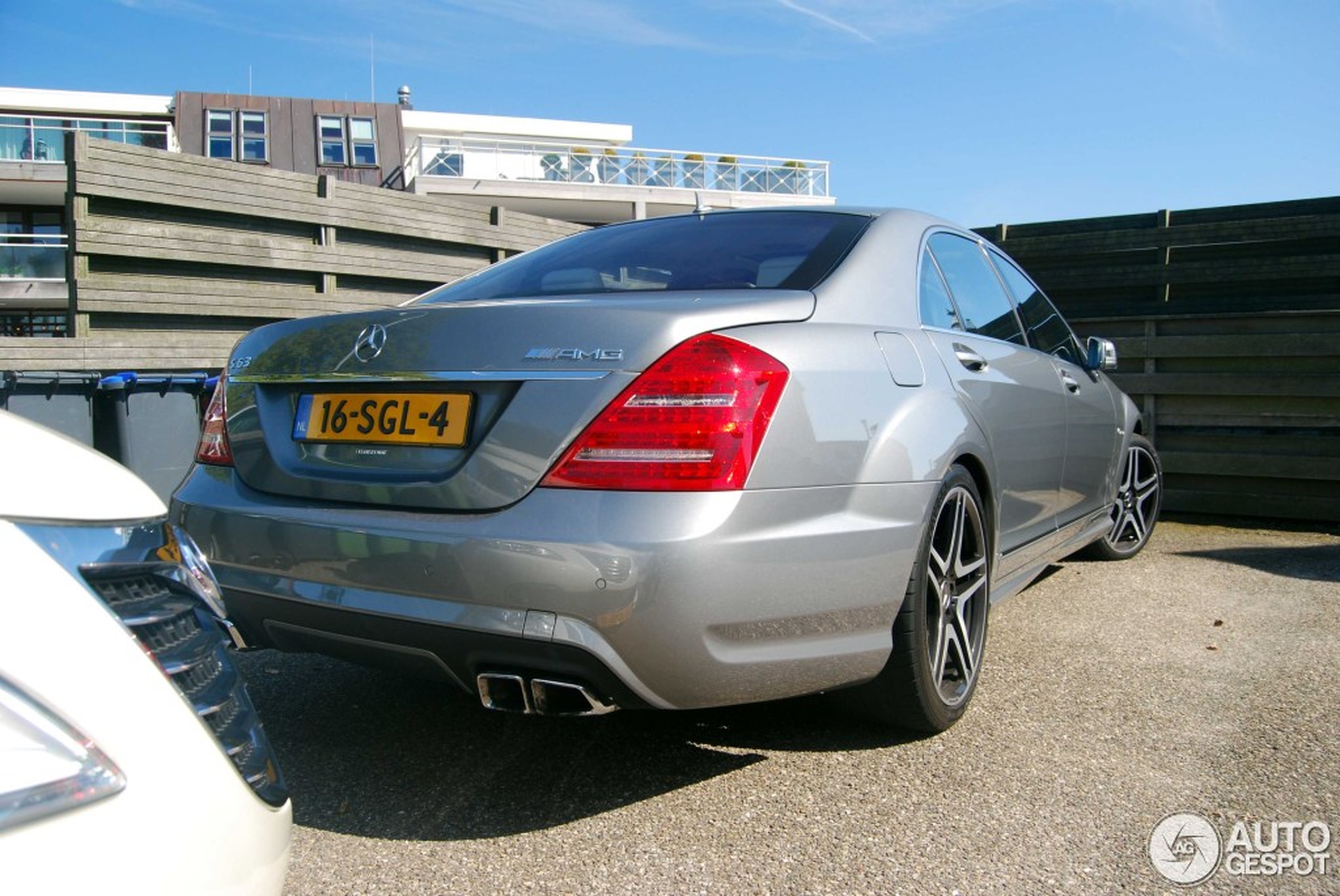 Mercedes-Benz S 63 AMG W221 2011 - 10 September 2012 - Autogespot