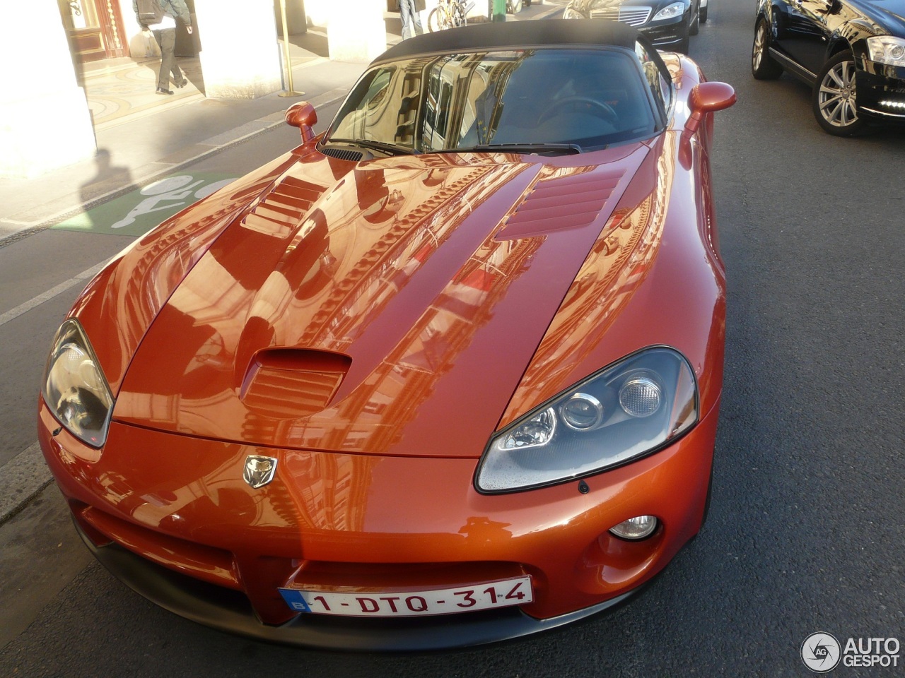 Dodge Viper SRT-10 Roadster Copperhead Edition - 28 September 2012 ...