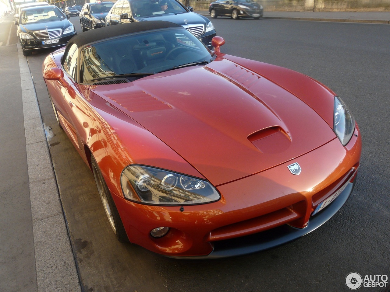 Dodge Viper SRT-10 Roadster Copperhead Edition - 28 September 2012 ...