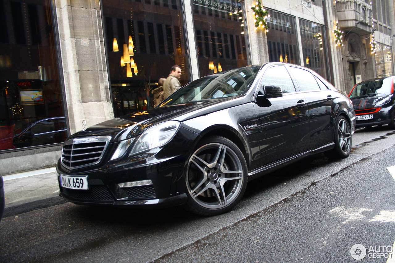 Mercedes-Benz E 63 AMG W212 V8 Biturbo - 01 December 2012 - Autogespot
