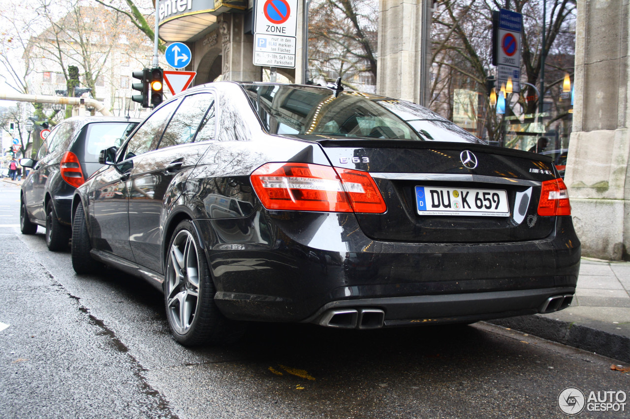 Mercedes-Benz E 63 AMG W212 V8 Biturbo - 01 December 2012 - Autogespot