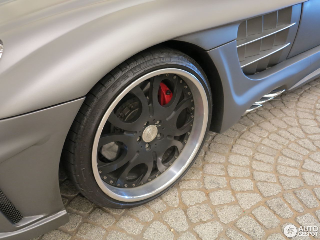 Mercedes-Benz FAB Design SLR McLaren Desire - 03 December 2012 - Autogespot