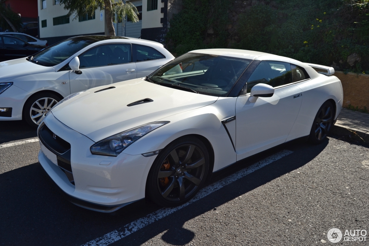 Nissan GT-R - 15 January 2013 - Autogespot