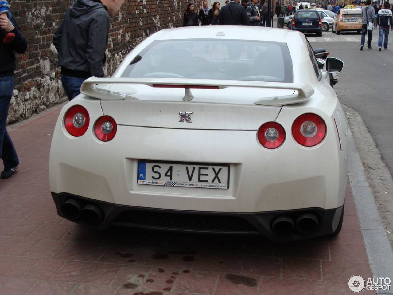 Nissan GT-R - 04 June 2013 - Autogespot