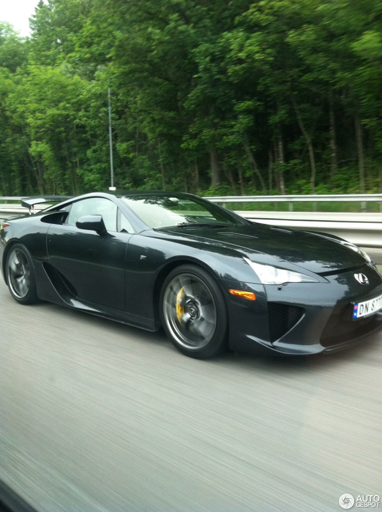 Lexus LFA - 21 June 2013 - Autogespot