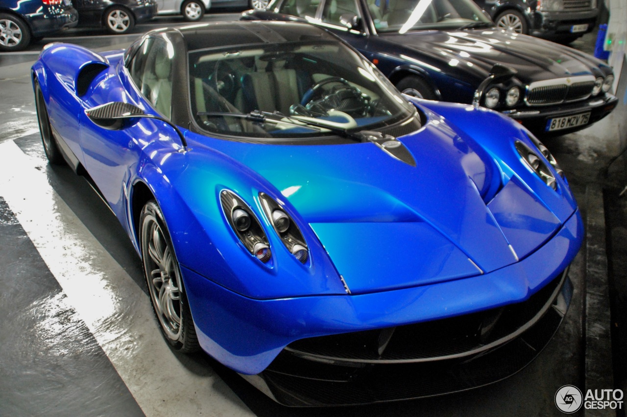 Pagani Huayra - 08 August 2013 - Autogespot