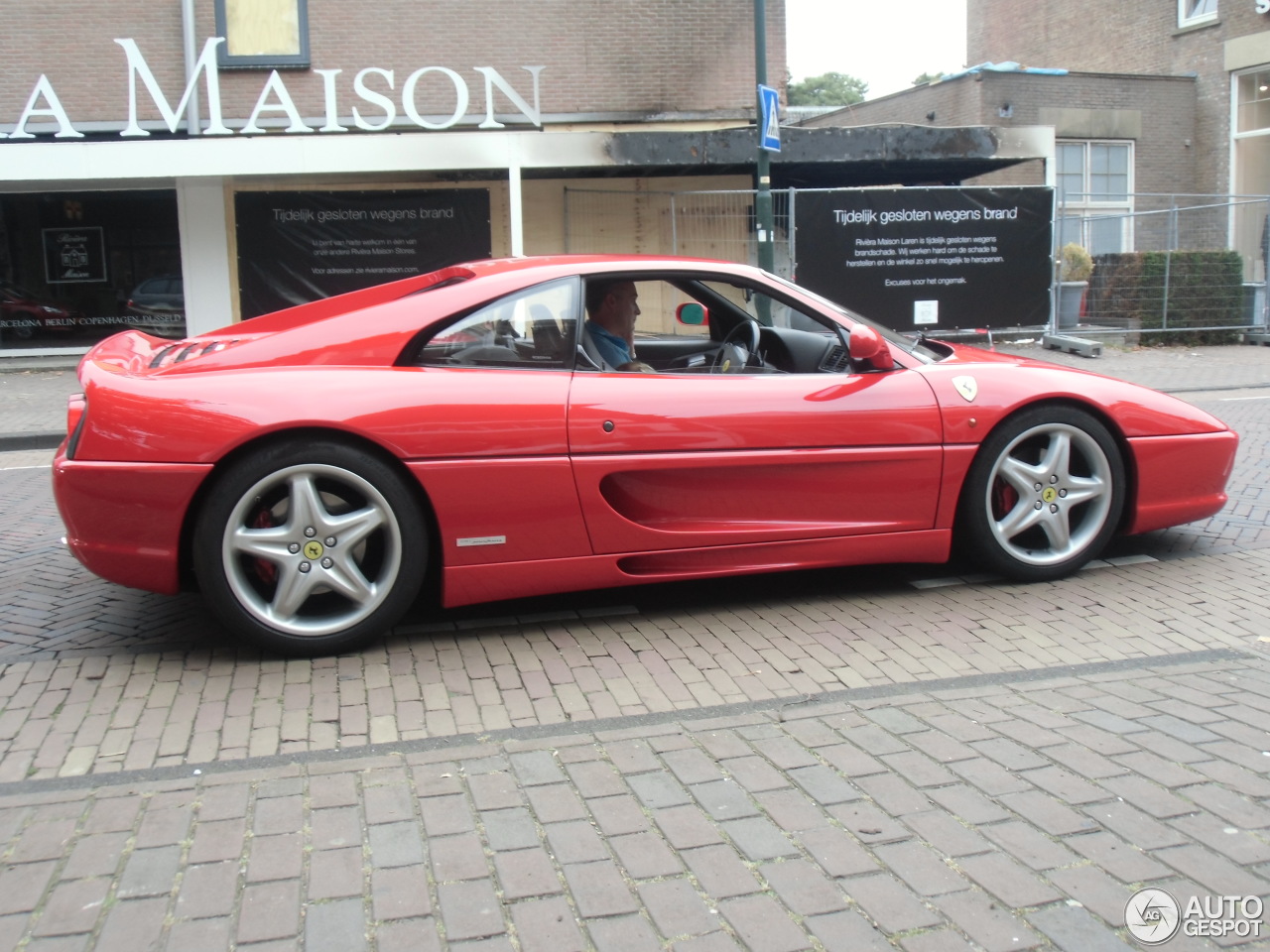 Ferrari F355 Berlinetta - 08 September 2013 - Autogespot