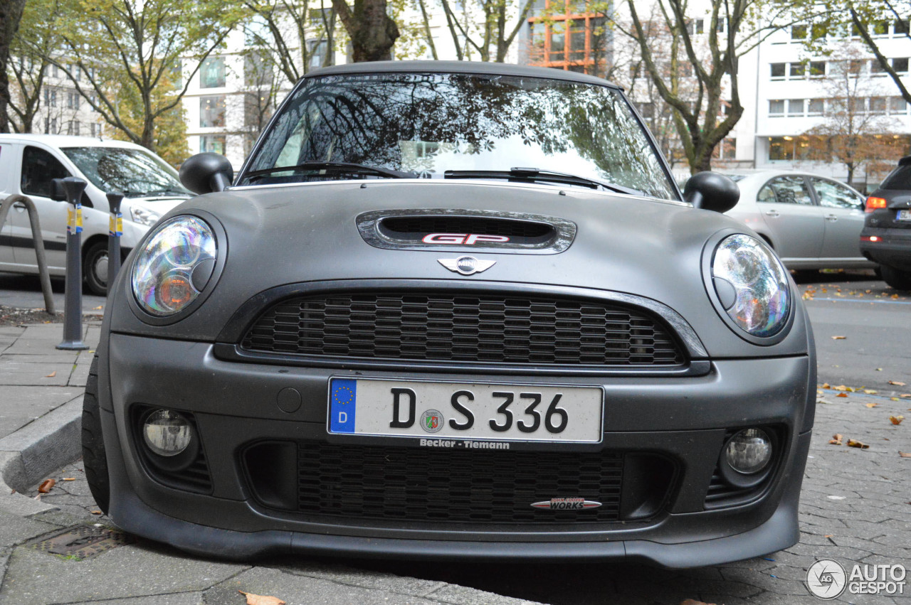 Mini R56 John Cooper Works GP - 17 October 2013 - Autogespot