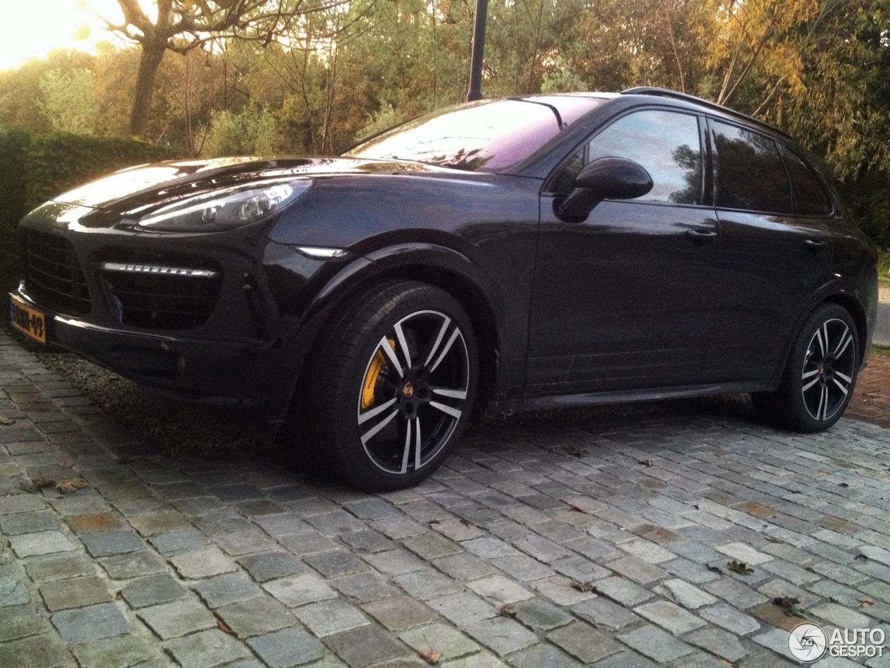 Porsche 958 Cayenne Turbo S MkI - 26 October 2013 - Autogespot