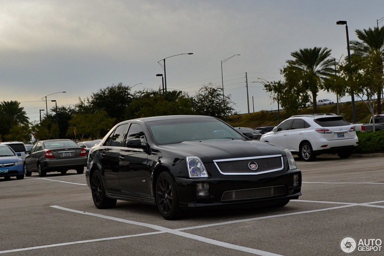 Cadillac STS-V - 29 November 2013 - Autogespot
