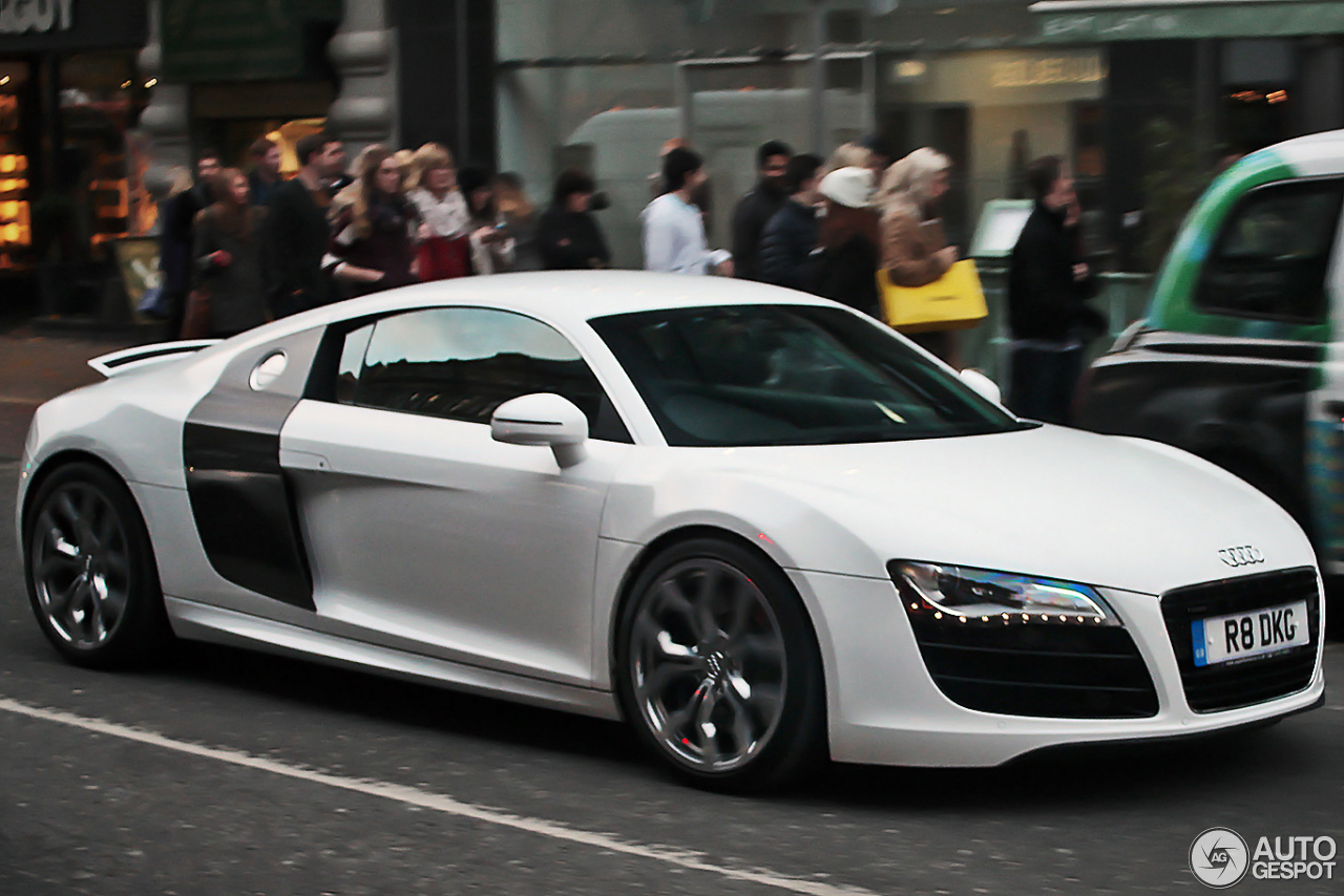 Audi R8 - 04 December 2013 - Autogespot