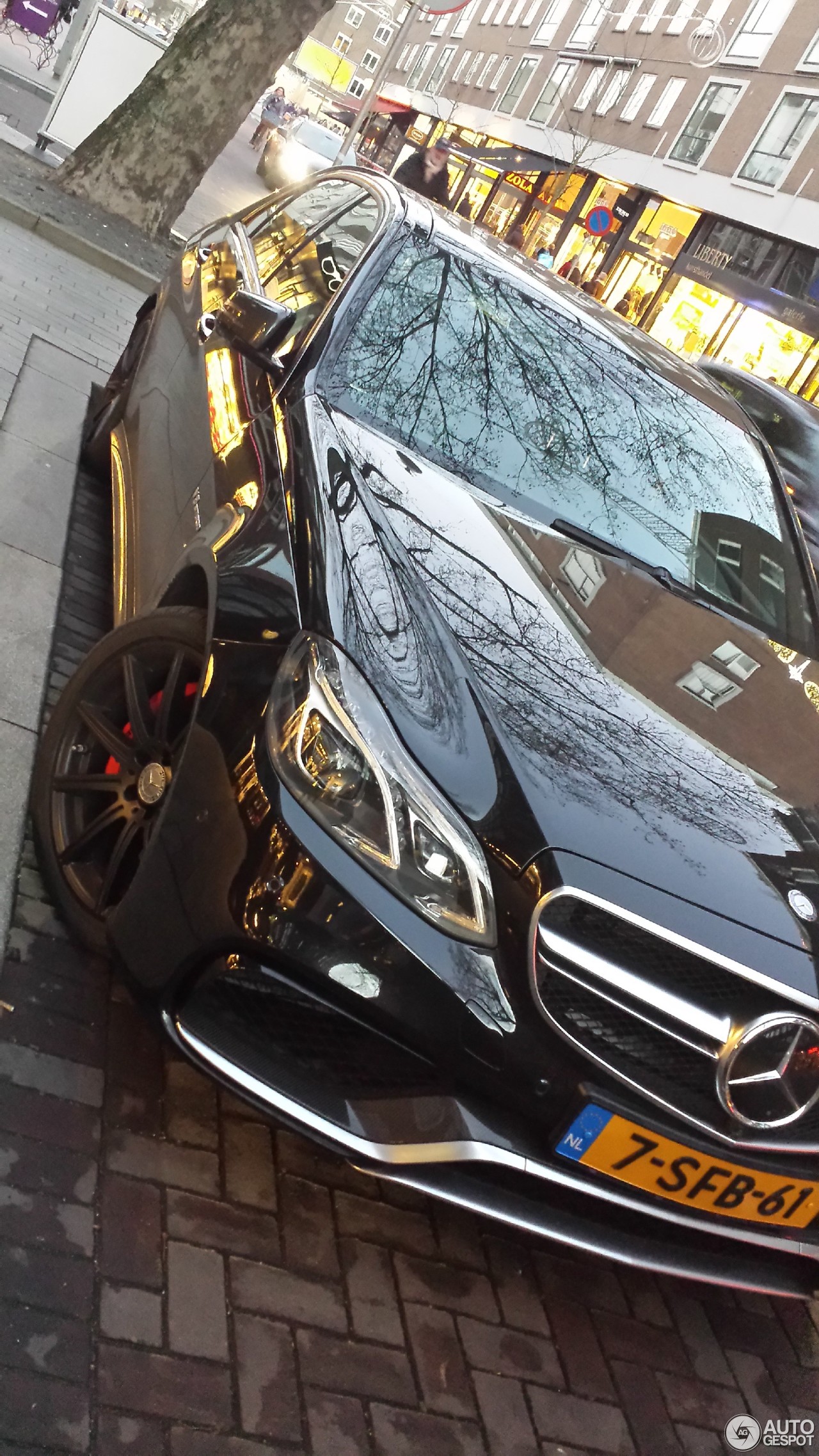 Mercedes-Benz E 63 AMG S W212 - 21 December 2013 - Autogespot