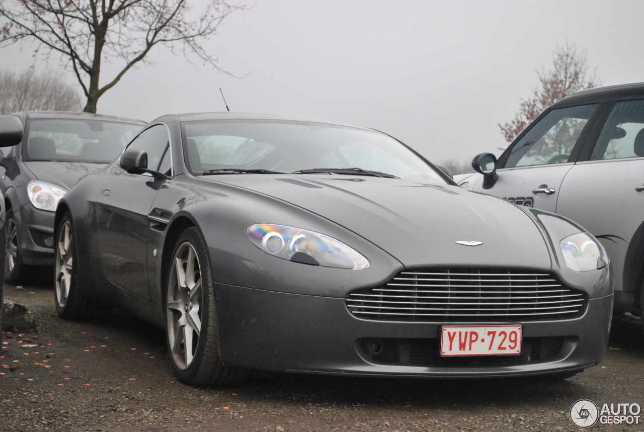 Aston Martin V8 Vantage - 23 January 2014 - Autogespot