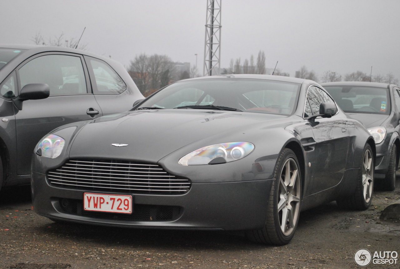 Aston Martin V8 Vantage - 23 January 2014 - Autogespot