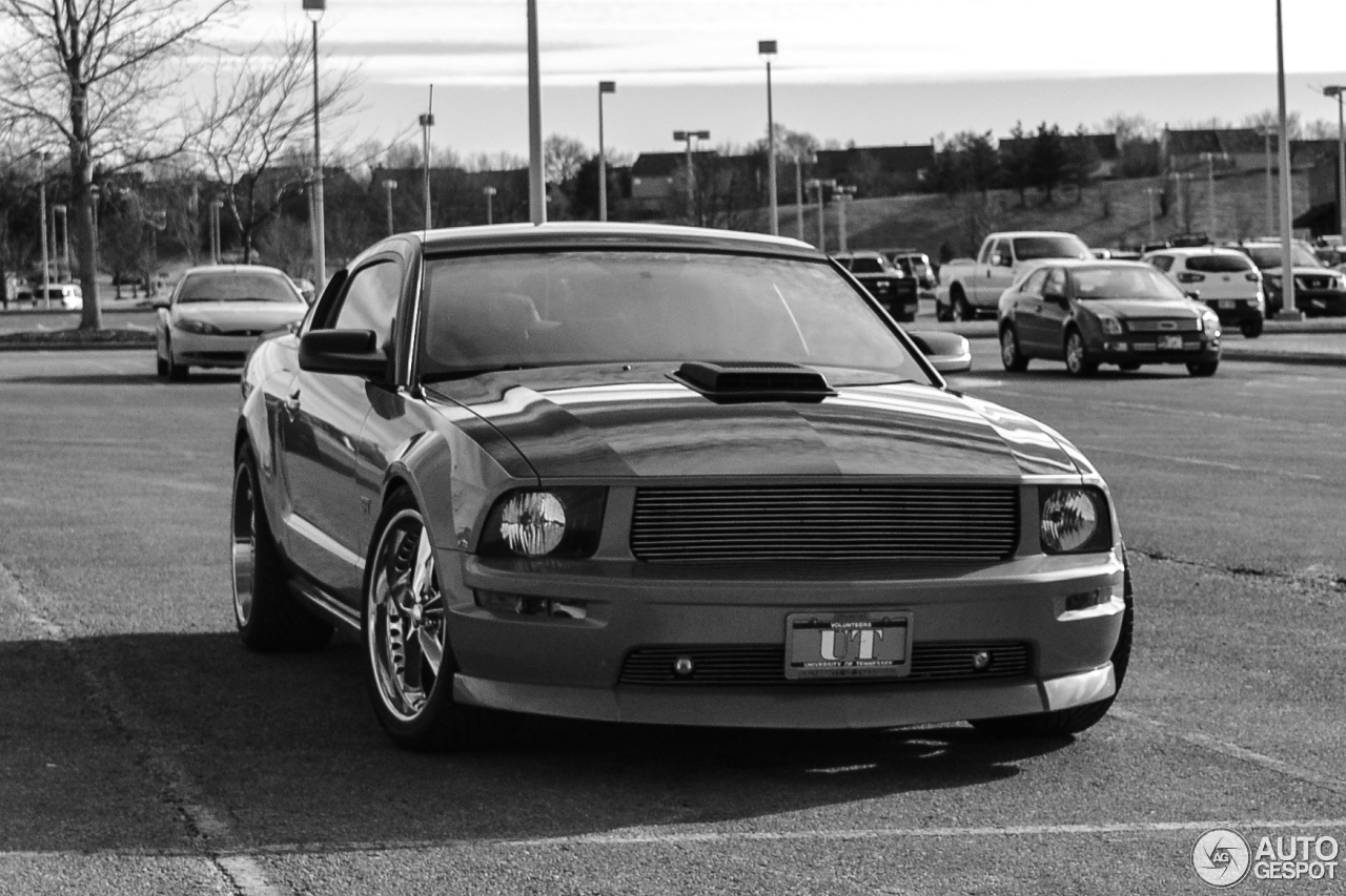 Ford Mustang GT Regency - 30 January 2014 - Autogespot