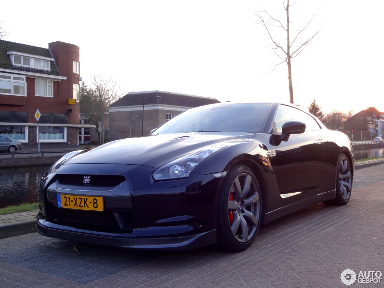 Nissan GT-R - 08 March 2014 - Autogespot