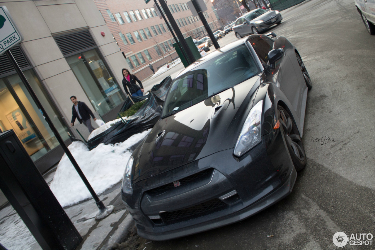 Nissan GT-R - 08 March 2014 - Autogespot