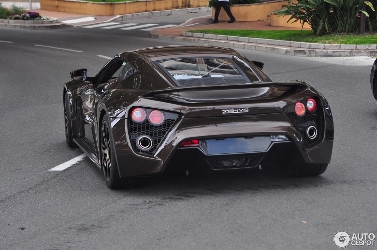 Zenvo ST1 - 16 April 2014 - Autogespot