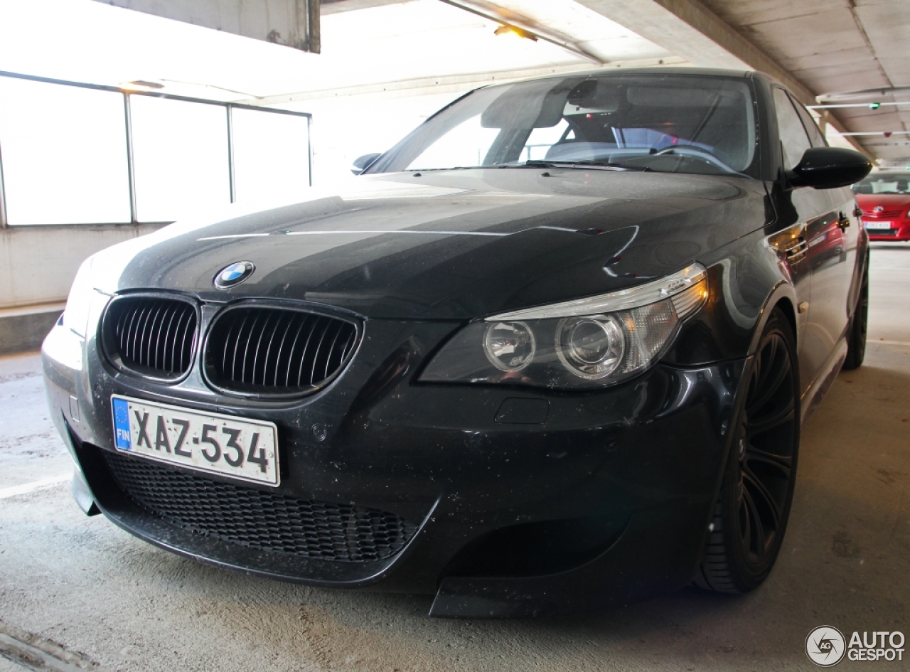 BMW M5 E60 2005 - 01 June 2014 - Autogespot