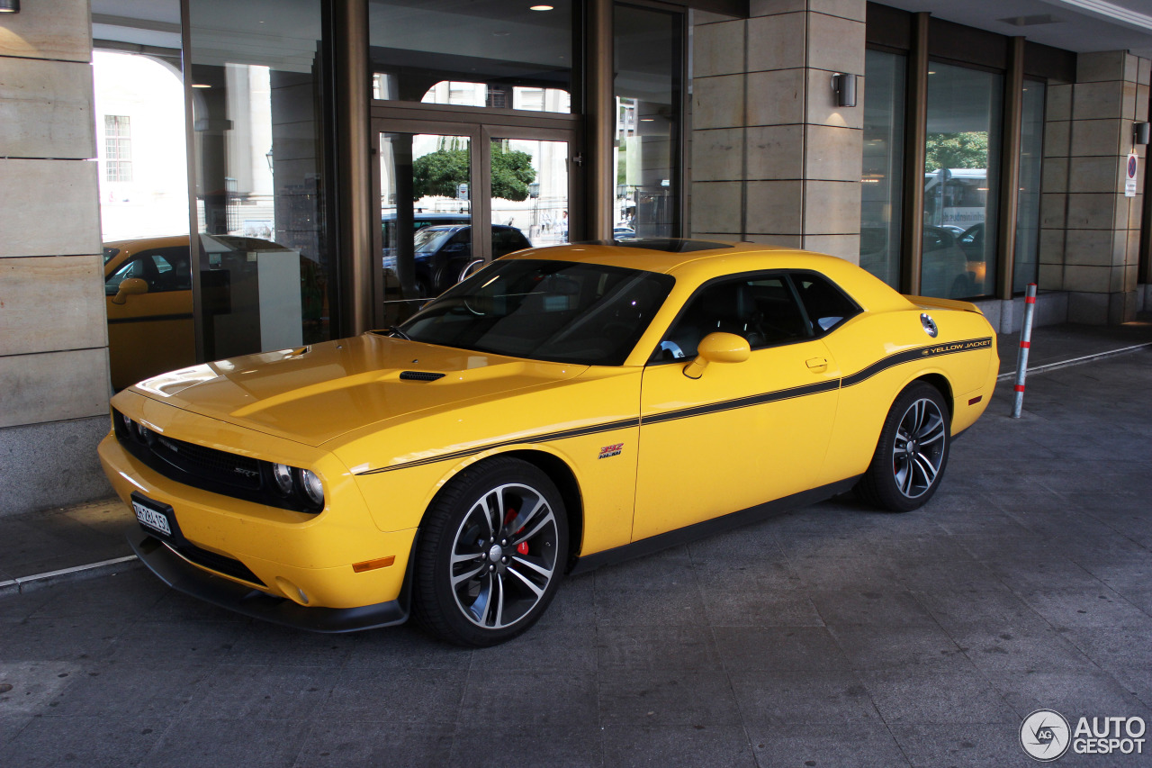 Dodge Challenger SRT-8 392 Yellow Jacket - 01 August 2014 - Autogespot