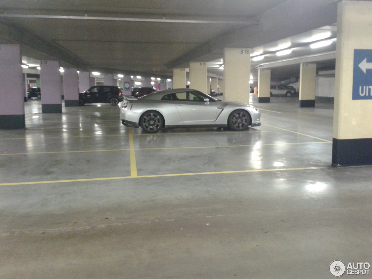 Nissan GT-R - 02 August 2014 - Autogespot