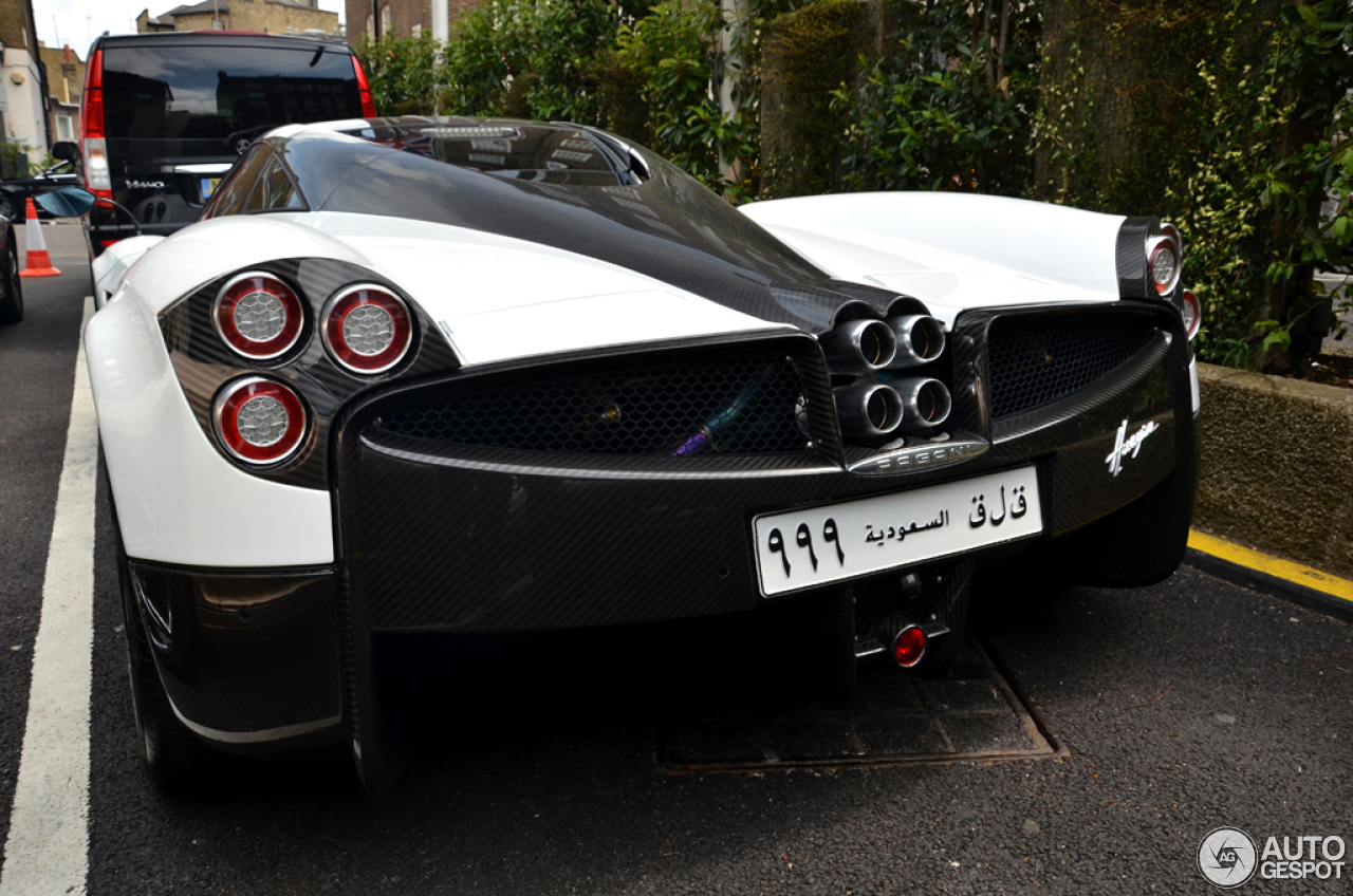Pagani Huayra - 08 October 2014 - Autogespot