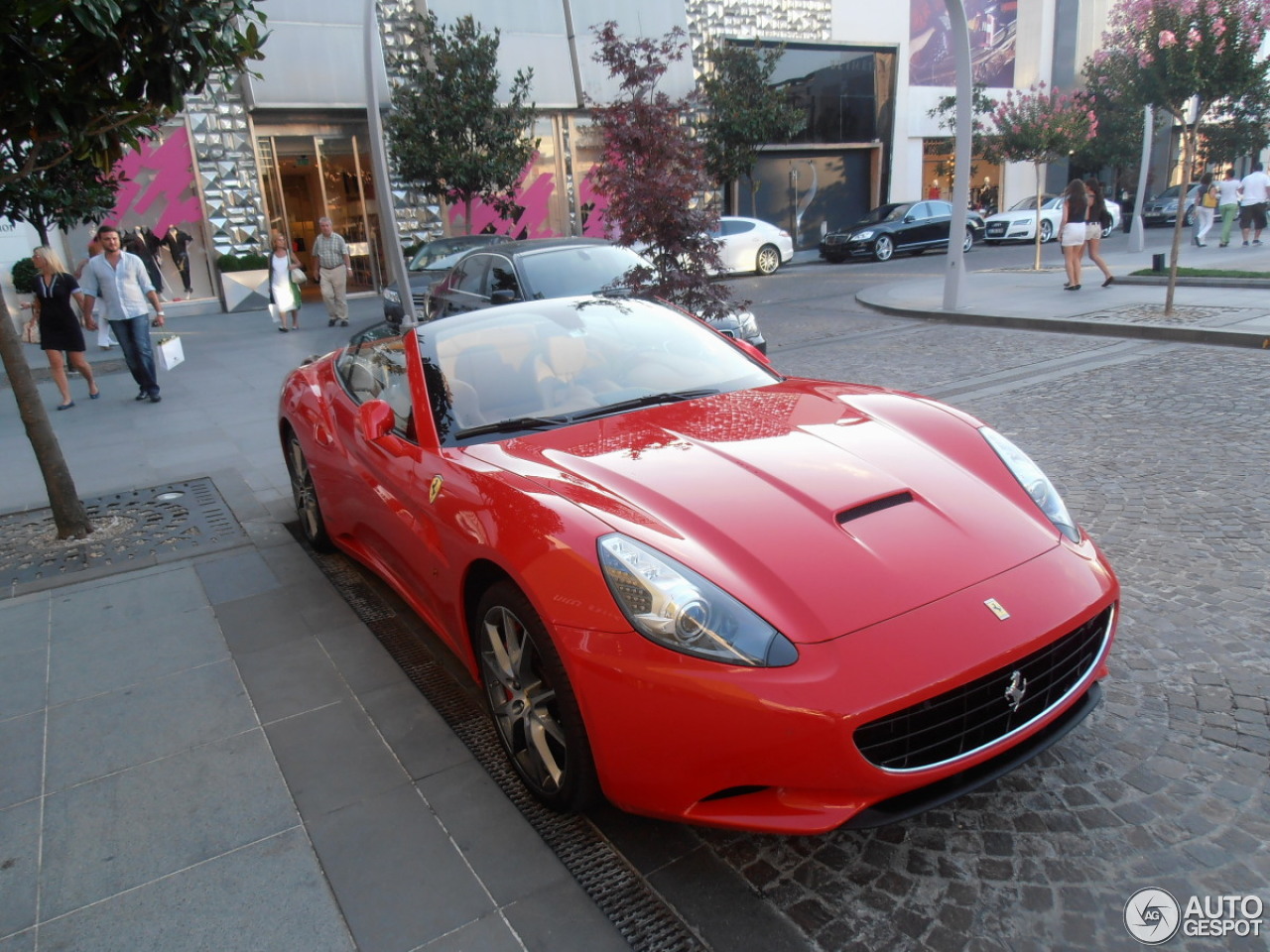 Ferrari California - 12 October 2014 - Autogespot