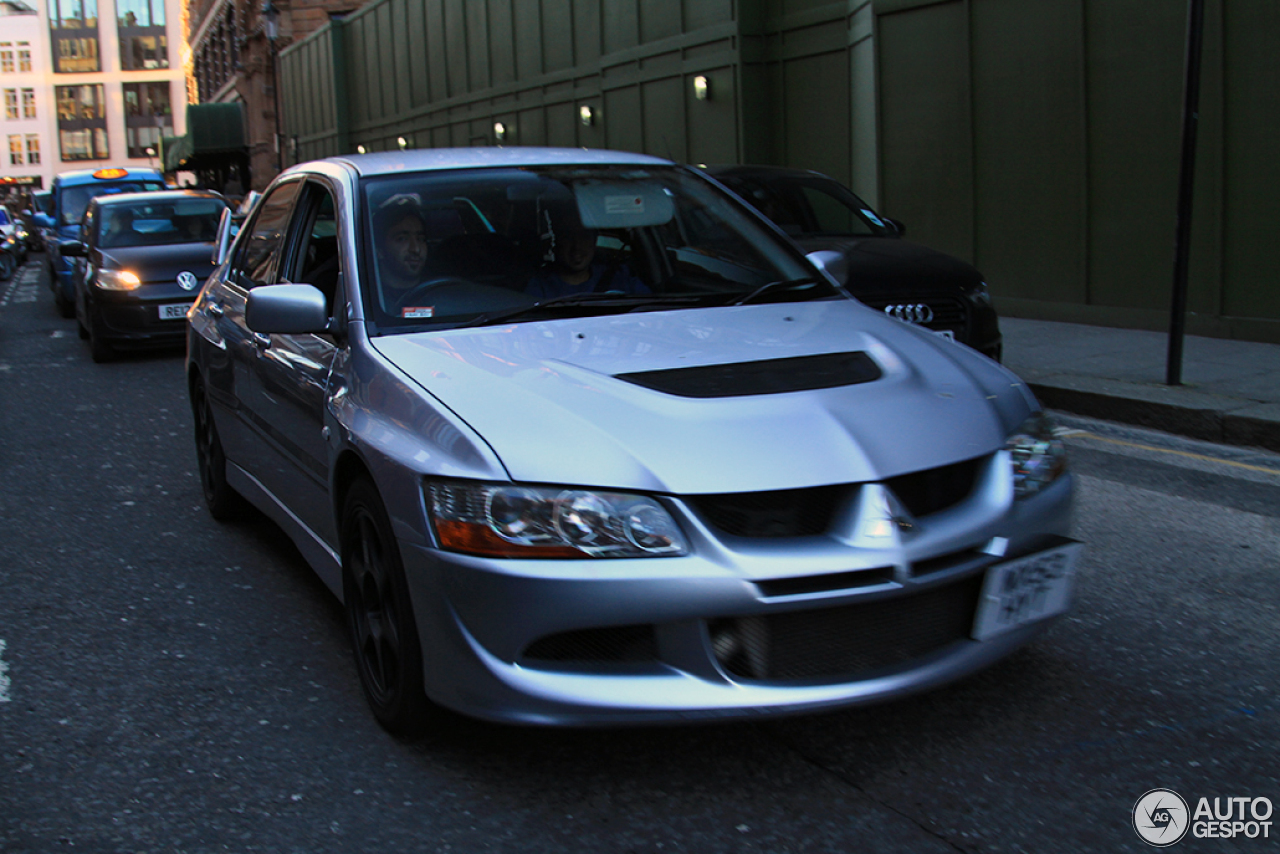 Mitsubishi Lancer Evolution VIII FQ-300 - 09 March 2015 - Autogespot