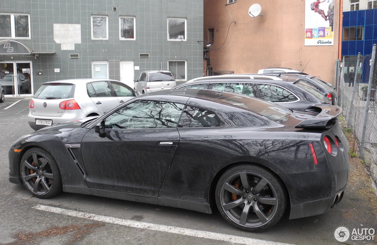Nissan GT-R - 27 March 2015 - Autogespot